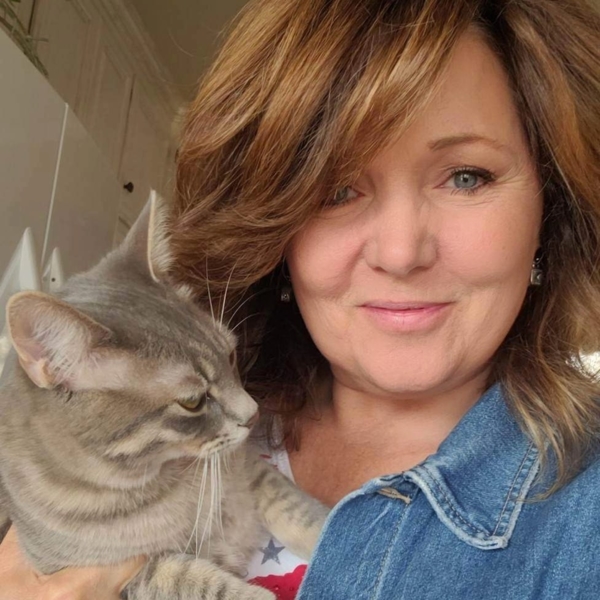 Linda May - Official Website